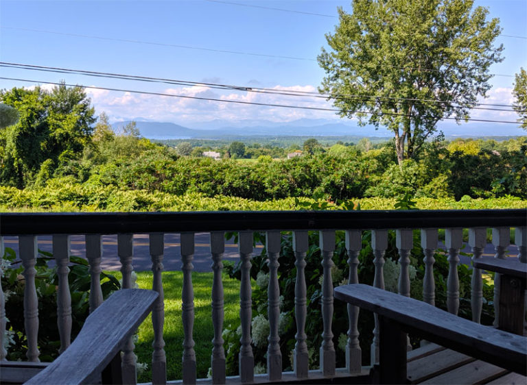 Weekend getaway in Vermont: Stay at Mt. Philo Inn - Pure Wander
